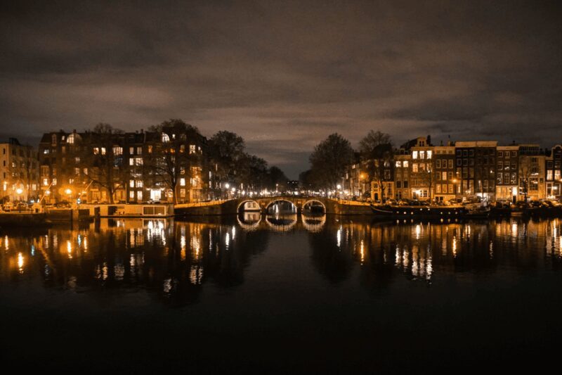Evening Canal Cruise Sail Amsterdam 2025 official partner. - Key Points