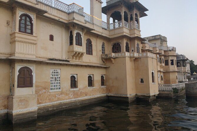 Evening Excursion: Bagore Ki Haveli Dance Show in Udaipur with Dinner - Frequently Asked Questions
