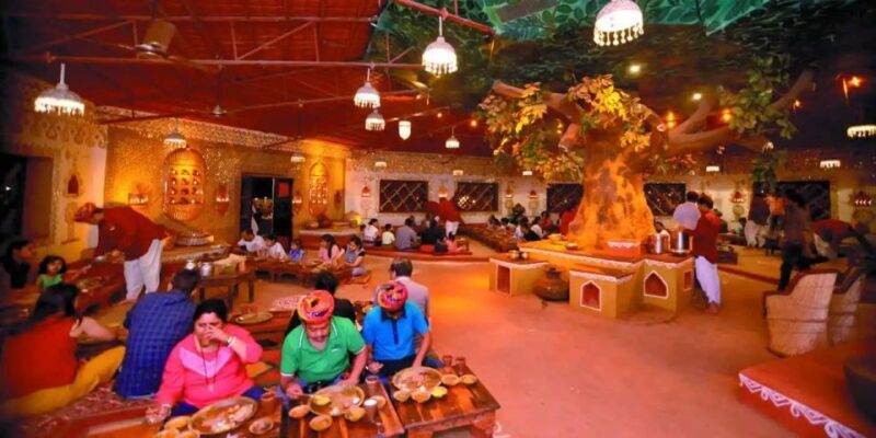 Evening Jaipur City Tour and Dinner at Chokhi Dhani - FAQ