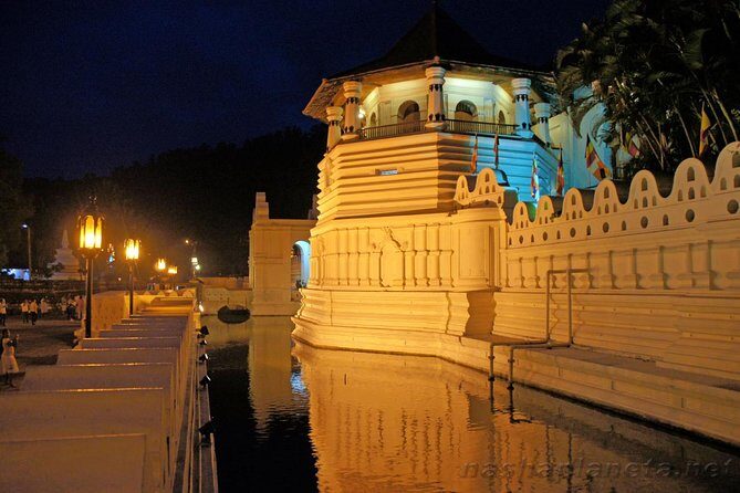 Evening Tour at the Last Kingdom of Sri Lanka, Kandy - A Closer Look at the Evening Kandy Tour