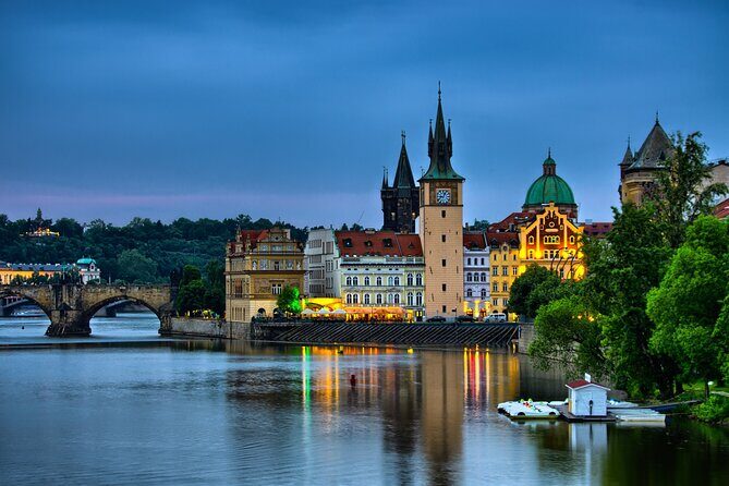 Evening View Walk in Prague - Key Points