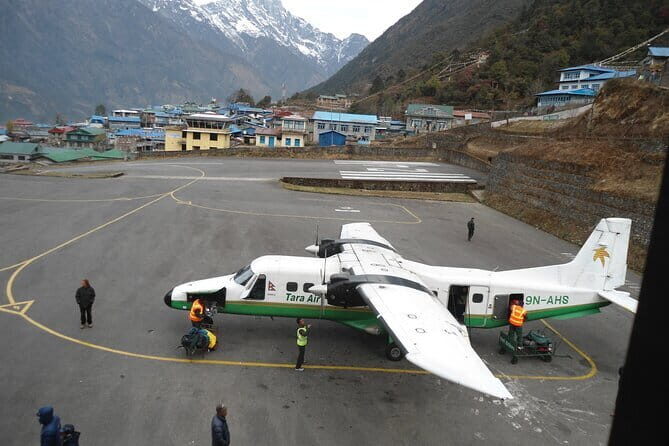 Everest Base Camp - Introduction: An Authentic Himalayan Adventure