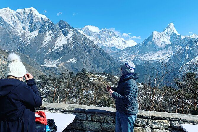 Everest Base Camp Helicopter Tour landing at Everest View Hotel - Who would love this tour?