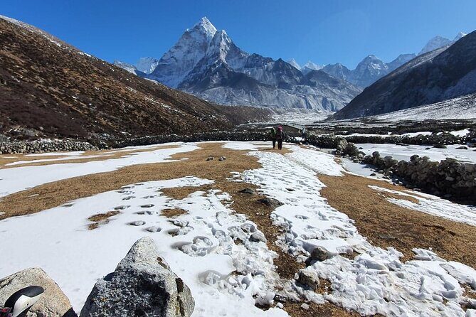 Everest Base camp Trek - Reaching Everest Base Camp and Climbing Kala Patthar