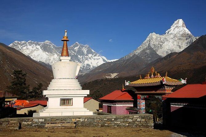 Everest Base Camp Trek - The Moment of Truth: Everest Base Camp and Kala Patthar