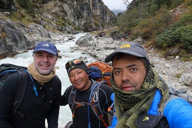 Everest Base Camp Trek With Local Expert Sherpa Guide - Who Should Consider This Trek?