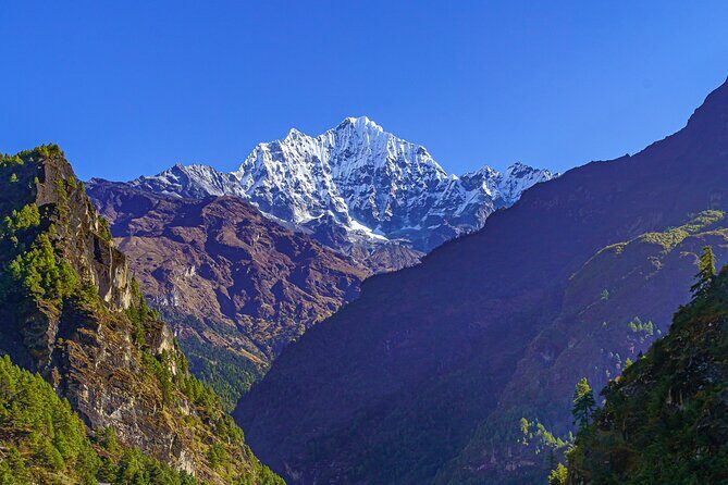Everest Base Camp Trekking - 13 Day - Increasing Elevations and Key Stops