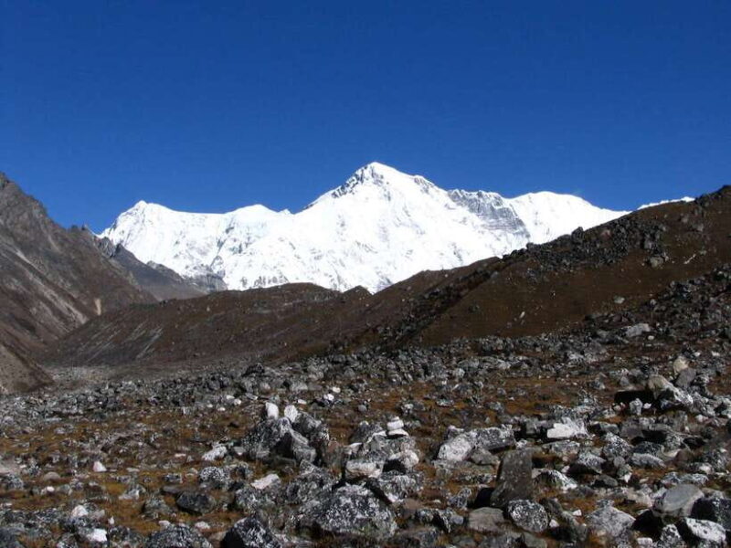 Everest Base Camp Treks 17 days - Logistical Considerations and Value