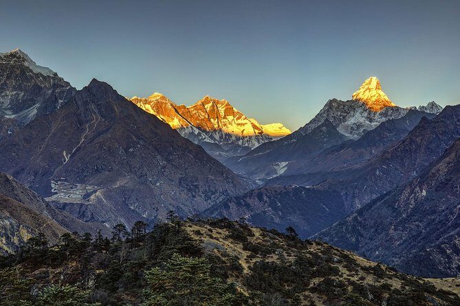 Everest Helicopter Tour with Breakfast in Hotel Everest View - FAQs