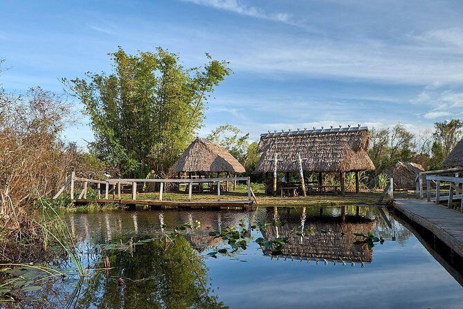 Everglades Tour w/ Biologist Led WET walk + 2 Boat Trips + Lunch! - Key Points