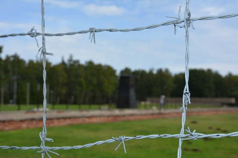 EVERYDAY Stutthof Concentration Camp with Extra Gdansk Tour - Unpacking the Experience: What This Tour Offers in Detail
