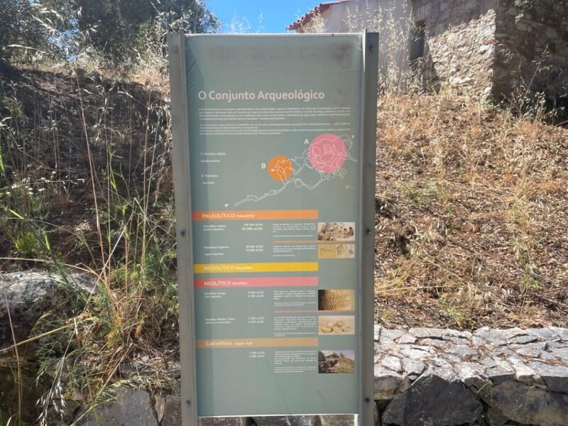Évora or Montemor: Guided Tour of the Escoural Caves - Key Points