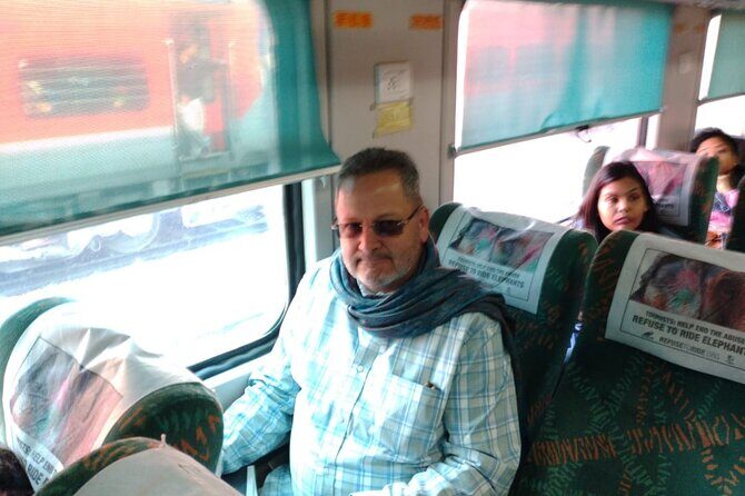 Ex-Delhi: Same Day Agra Tour by Superfast Train with Transfers - The Whole Picture: An Authentic Day in Agra