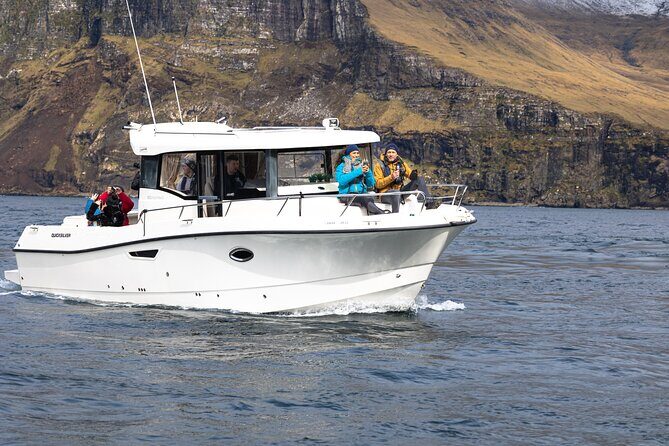 Exclusive 1,5 Hour Drangarnir Boat Tour - Frequently Asked Questions