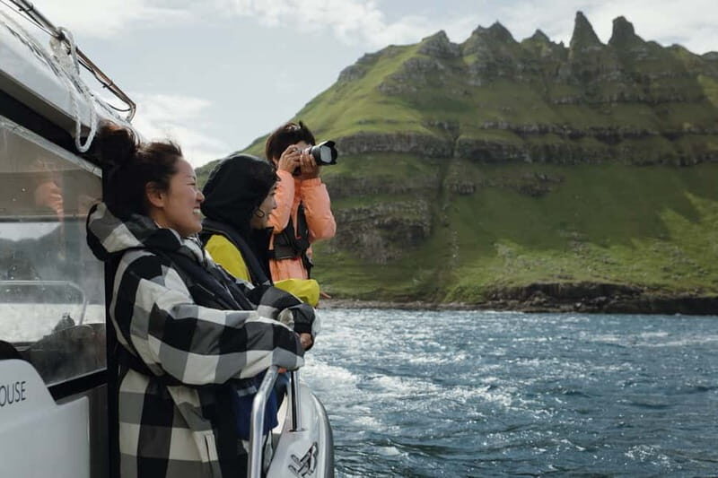 Exclusive 1,5 Hour Drangarnir Boat Tour - Key Points