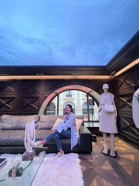 Exclusive 4-Hour Personal Shopping Experience in Milan - Key Points