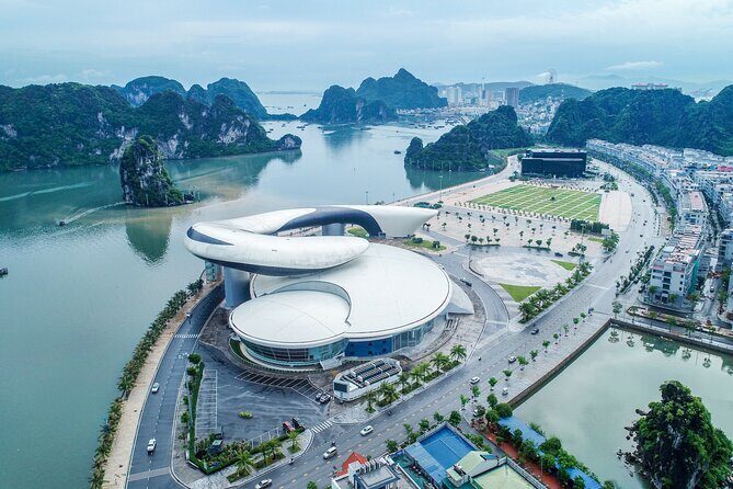 Exclusive Charter Seaplane Tour: Halong Bay's Premier Highlights - Additional Details and Practical Tips