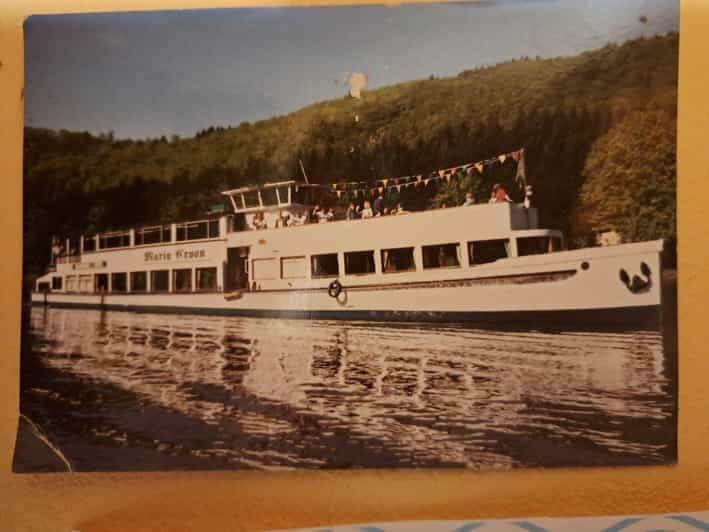 Exclusive Christmas cruise with Christmas Eve buffet - Who Will Love It?