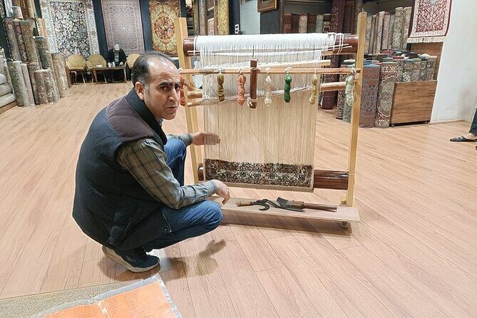 Exclusive Half Day Shopping Tour With Female Consultant - FAQs