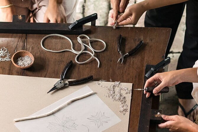 Exclusive Jewelry Master Class - A Detailed Look at the Experience