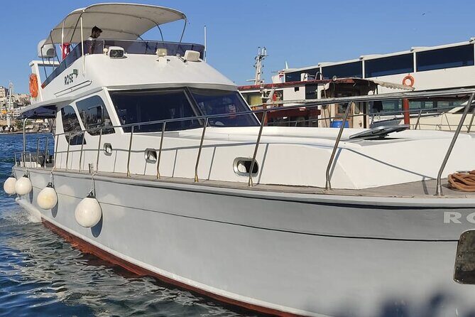 Exclusive Luxury Yacht Bosphorus Sightseeing Cruise in Istanbul - FAQs