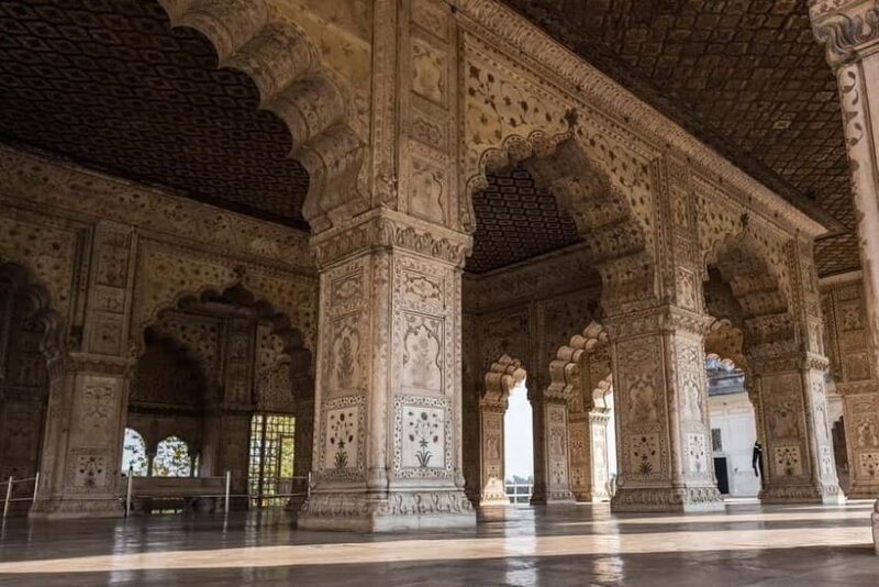 Exclusive Overnight, Mohabbat -E- Taj City Agra Tour - An In-Depth Look at the Agra Experience