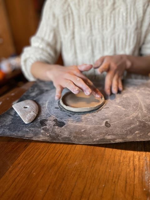 Exclusive pottery experience for couple with wine and snacks - Introduction
