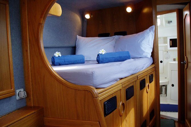 Exclusive private catamaran island hopping experience - Analyzing the Value