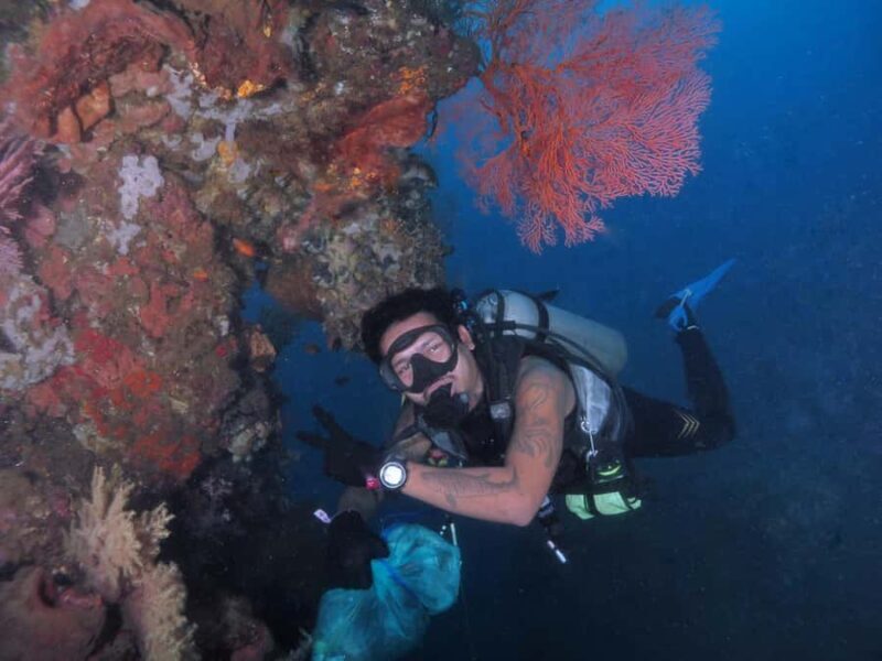 Exclusive private dive guide and underwater photography - Practical Details & Considerations