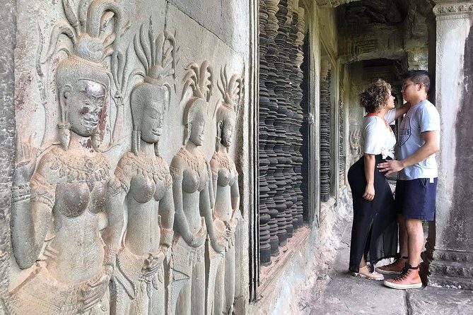 Exclusive Private Sunrise Tour of Angkor Wat with Champagne Breakfast - Authentic Insights from Reviews