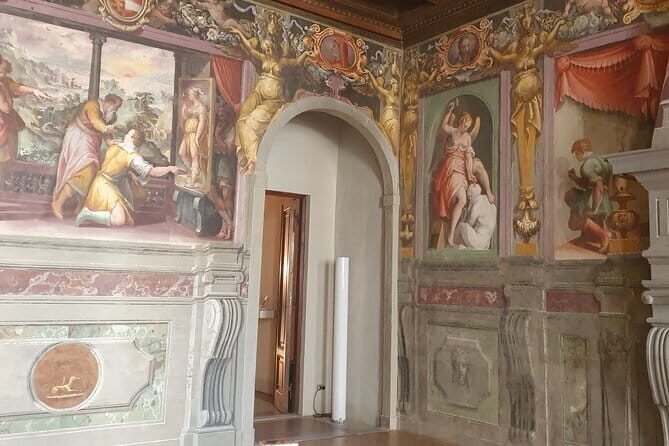 Exclusive private visit of the Vasari house in Florence - Why You Should Consider This Tour
