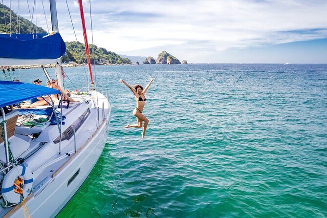 Exclusive Sailing Tour with Snorkeling in Puerto Vallarta - Discovering the Polyphony of the Puerto Vallarta Coastline