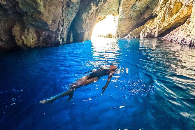 Exclusive Shipwreck & Blue caves Tour : Up to 10 guests - Analyzing the Experience: What to Expect and Why it Matters