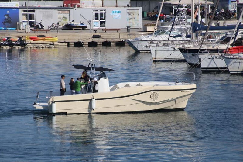 Exclusive sunset cruise in Valencia, Sunset - A Close-Up of Valencia’s Sunset Cruise: An Authentic Way to End Your Day
