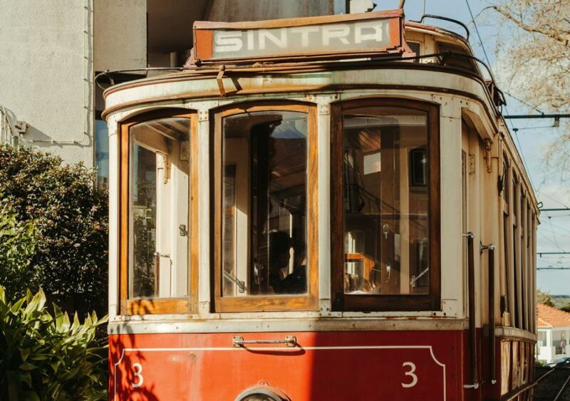 Exclusive tour by car - Sintra city and Cascais city - The Ride and the Logistics