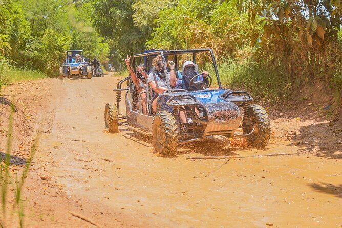 Exclusive Tour EN Buggy and ATV POR la Playa y Cueva EN Punta Cana - Key Points