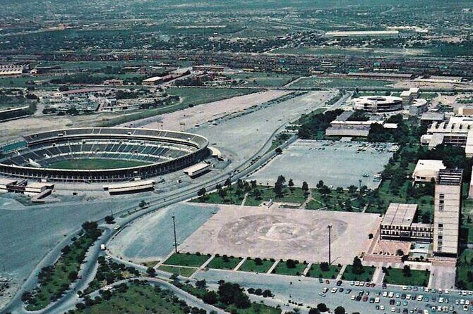 EXCLUSIVE TOUR: Murals+Ciudad Universitaria Stadium-small groups - An In-Depth Look at the Experience