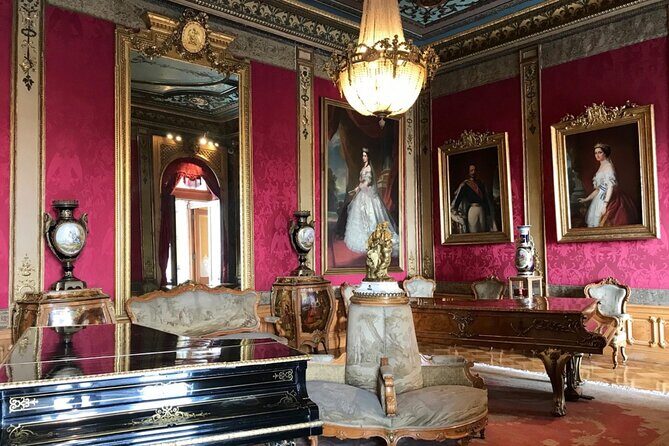 Exclusive Tour to Chapultepec Castle - Insights from Reviews: Authentic Voices
