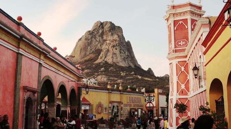 Exclusive tour to Peña de Bernal and Freixenet vineyards from CDMX - Key Points