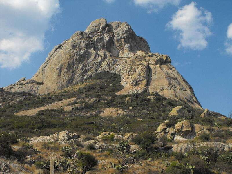 Exclusive tour to Peña de Bernal and Freixenet vineyards from CDMX - FAQ