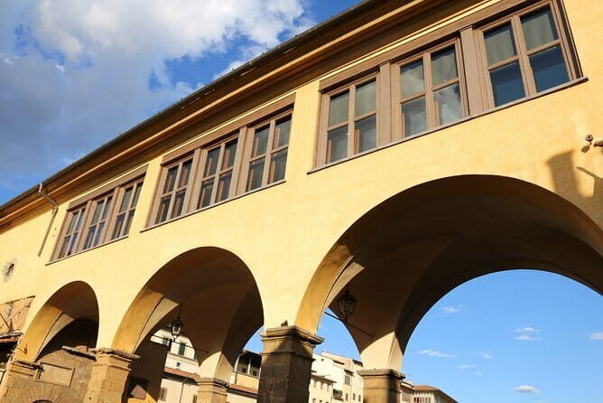 Exclusive Uffizi Gallery and Vasari Corridor Small Group Tour - Key Points: