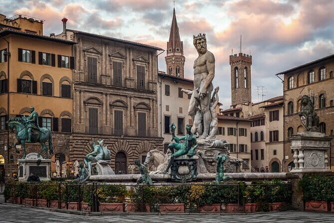 Exclusive Uffizi Gallery and Vasari Corridor Small Group Tour - Who Should Consider This Tour?
