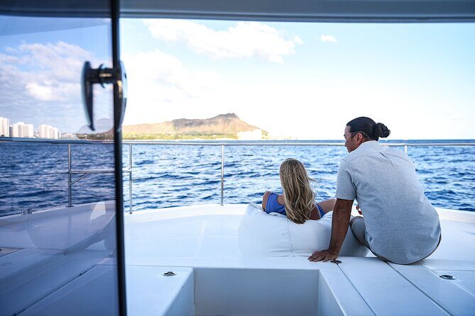 Exclusive Waikiki Yacht Snorkel with Lunch and Bevs - Setting the Scene: An Intimate Waikiki Adventure