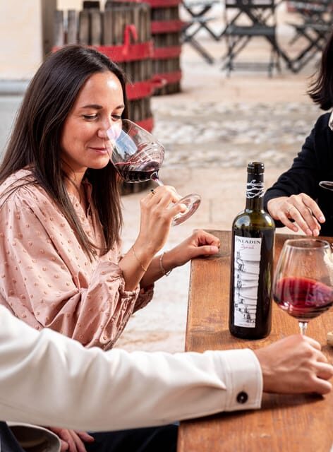 Exclusive Wine Experience: Venetian Best Vineyards - A Closer Look at the Experience