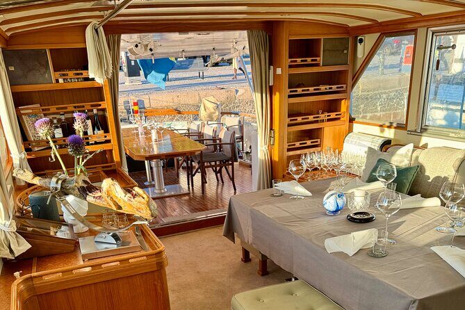 Exclusive Yacht Tour of Stockholm: sunset, dinner, lunch, cruise - Who Should Consider This Yacht Tour?