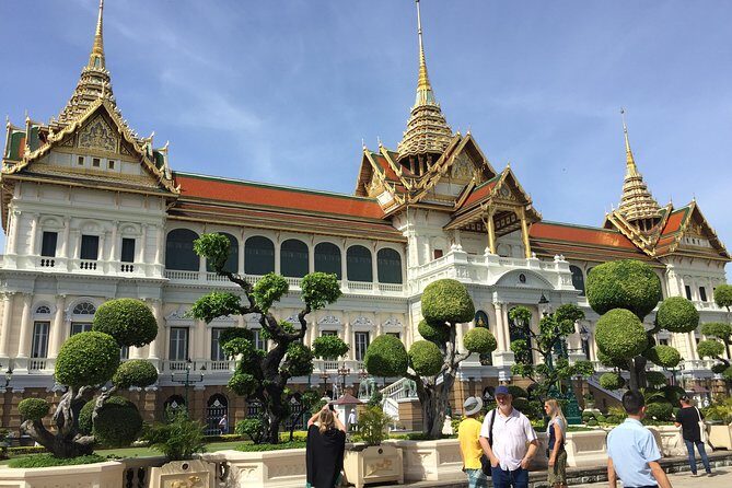 Excursion Royal Palace and temples of Bangkok - Key Points