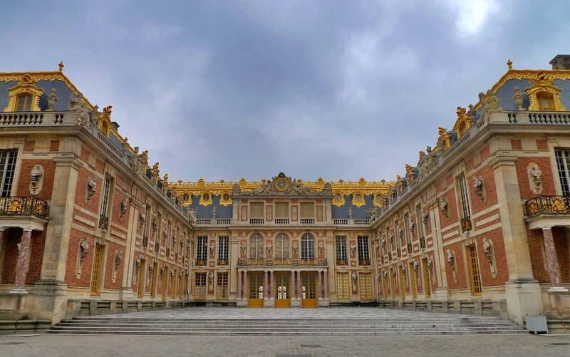 Excursion to discover the Versailles Monarchy - Expert Guided Tour