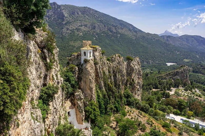 Excursion to Guadalest and the Magical Fuentes del Algar. From Benidorm - Key Points