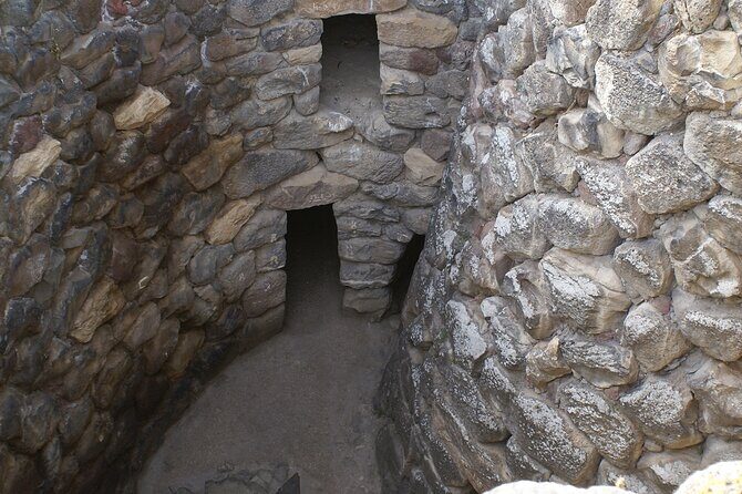 Excursion to the Nuraghe Su Nuraxi of Barumini from Cagliari - FAQ