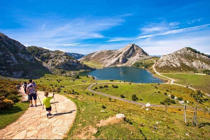 Excursion to the Picos de Europa Lakes of Covadonga and Sanctuary - An In-depth Look at the Tour Experience
